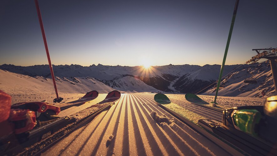 So entstehen perfekte Skipisten | davosklostersmountains.ch